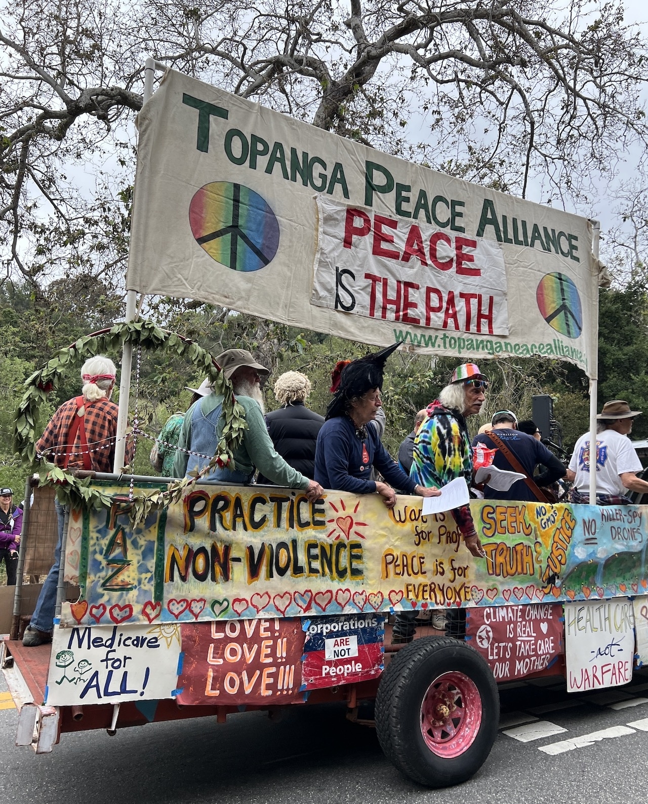 Hold On To Your Felt Hat! The 2025 VW ID.Buzz EV Is Here!